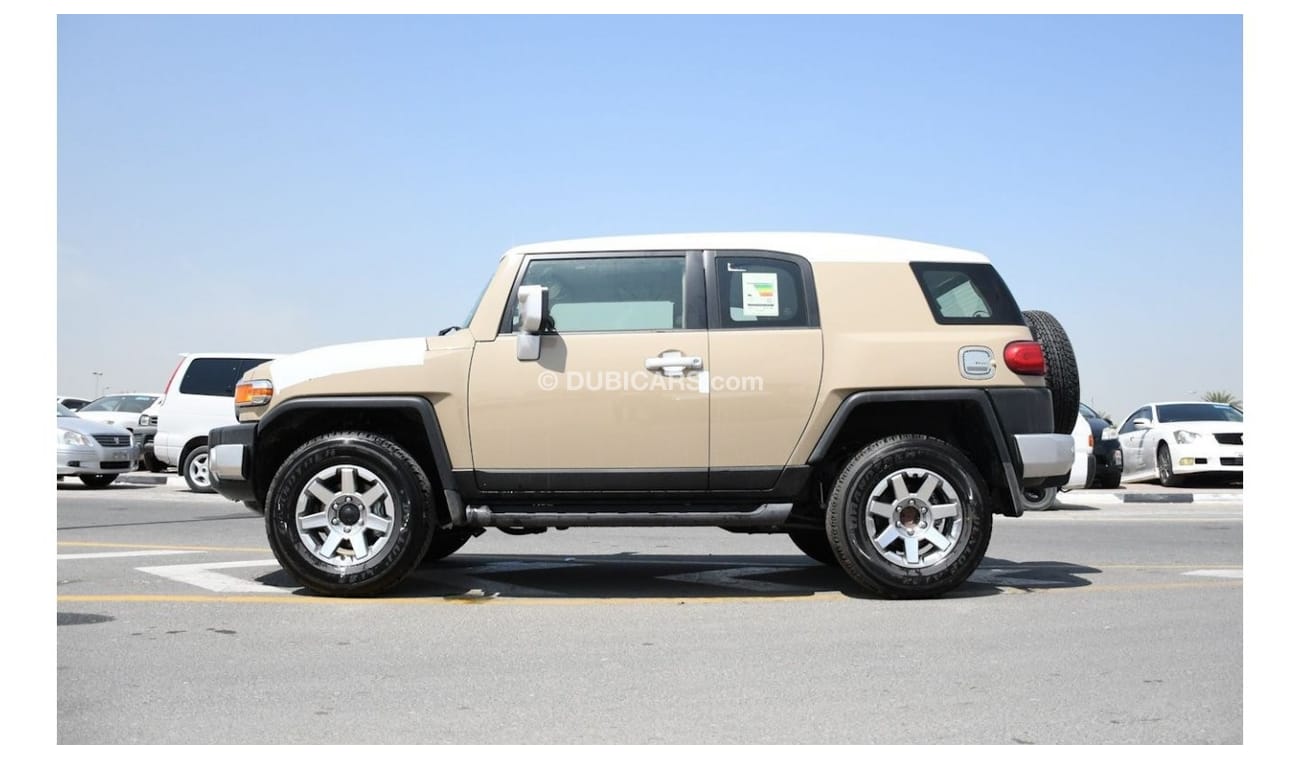 New 2023 Toyota FJ Cruiser Mid option 4.0L 2023 for sale in Dubai - 644143