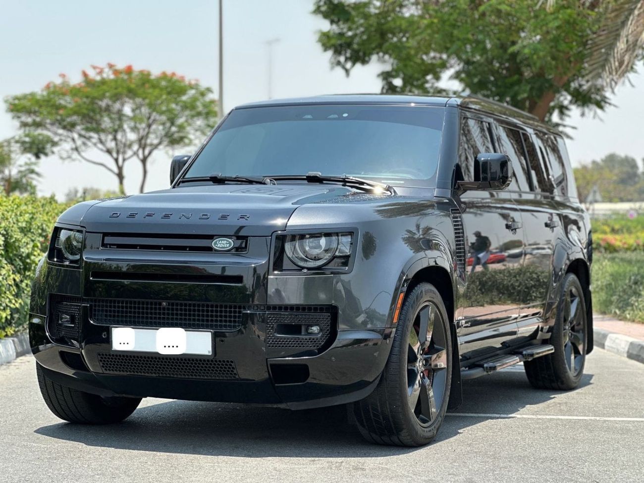 Used 130 SE P400 X Dynamic (7 Seater) Land Rover Defender 130x / 2023 ...