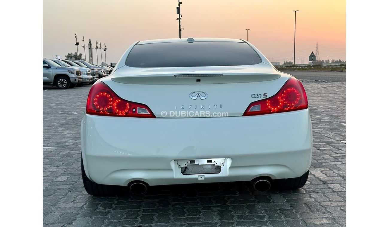 Used Infiniti G37 2008 for sale in Dubai - 631064