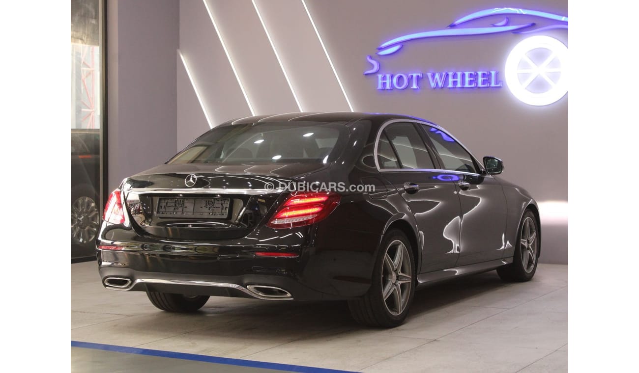 مستعملة مرسيدس بنز E300 AMG 2017 للبيع في دبي - 667346