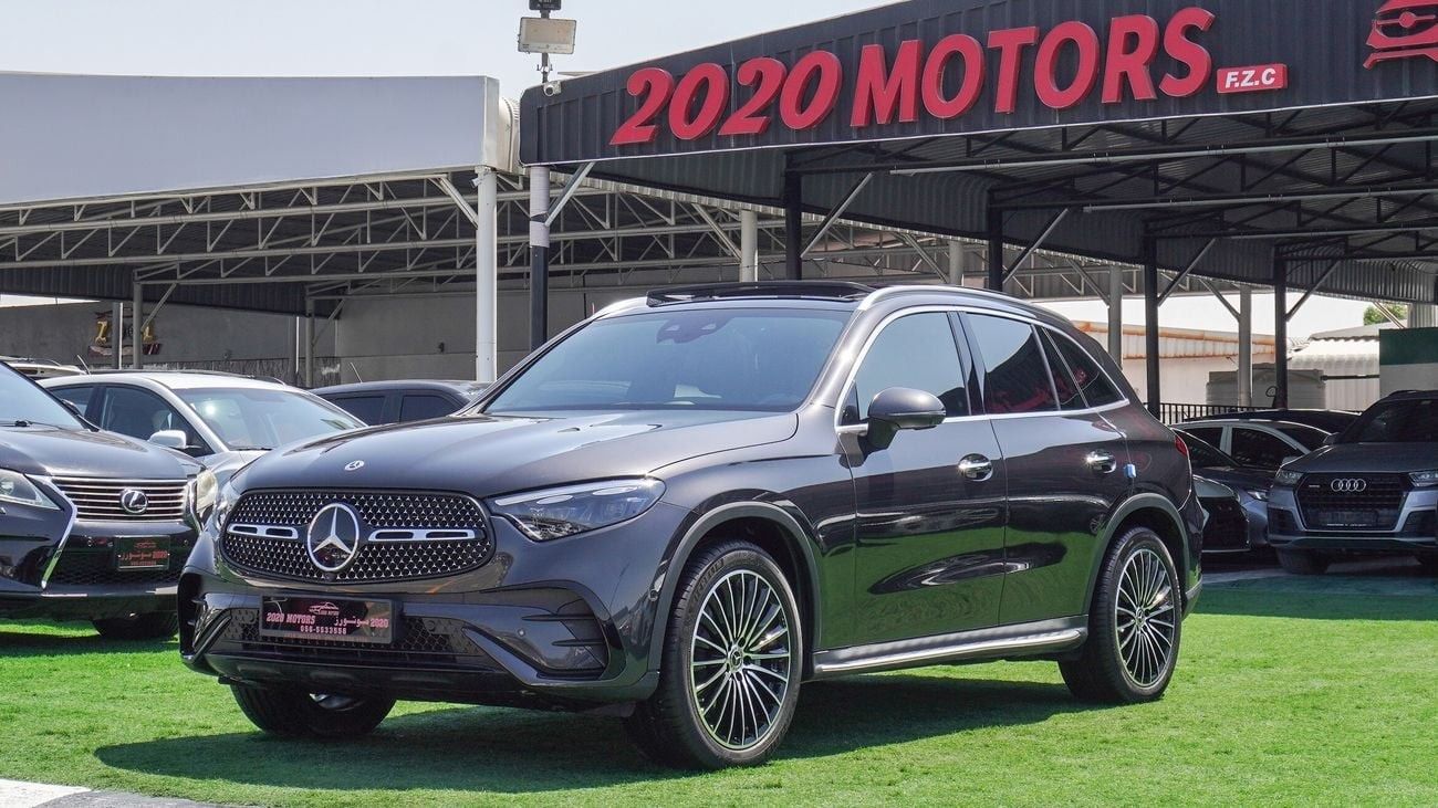 Used Mercedes-Benz GLC 300 4MATIC 2023 for sale in Ajman - 841553