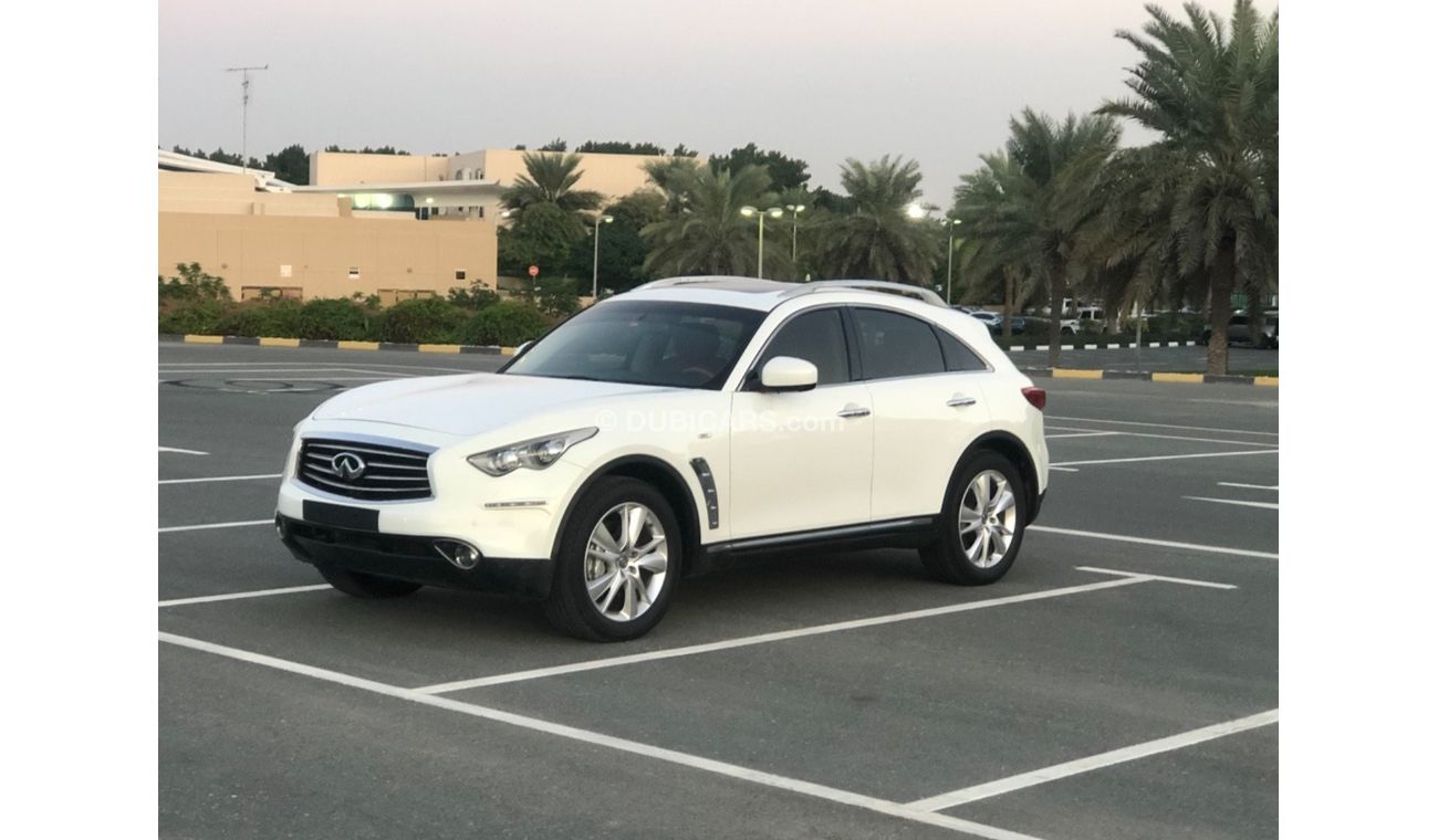 Used Infiniti FX35 MODEL 2012 GCC CAR PREFECT CONDITION INSIDE AND ...