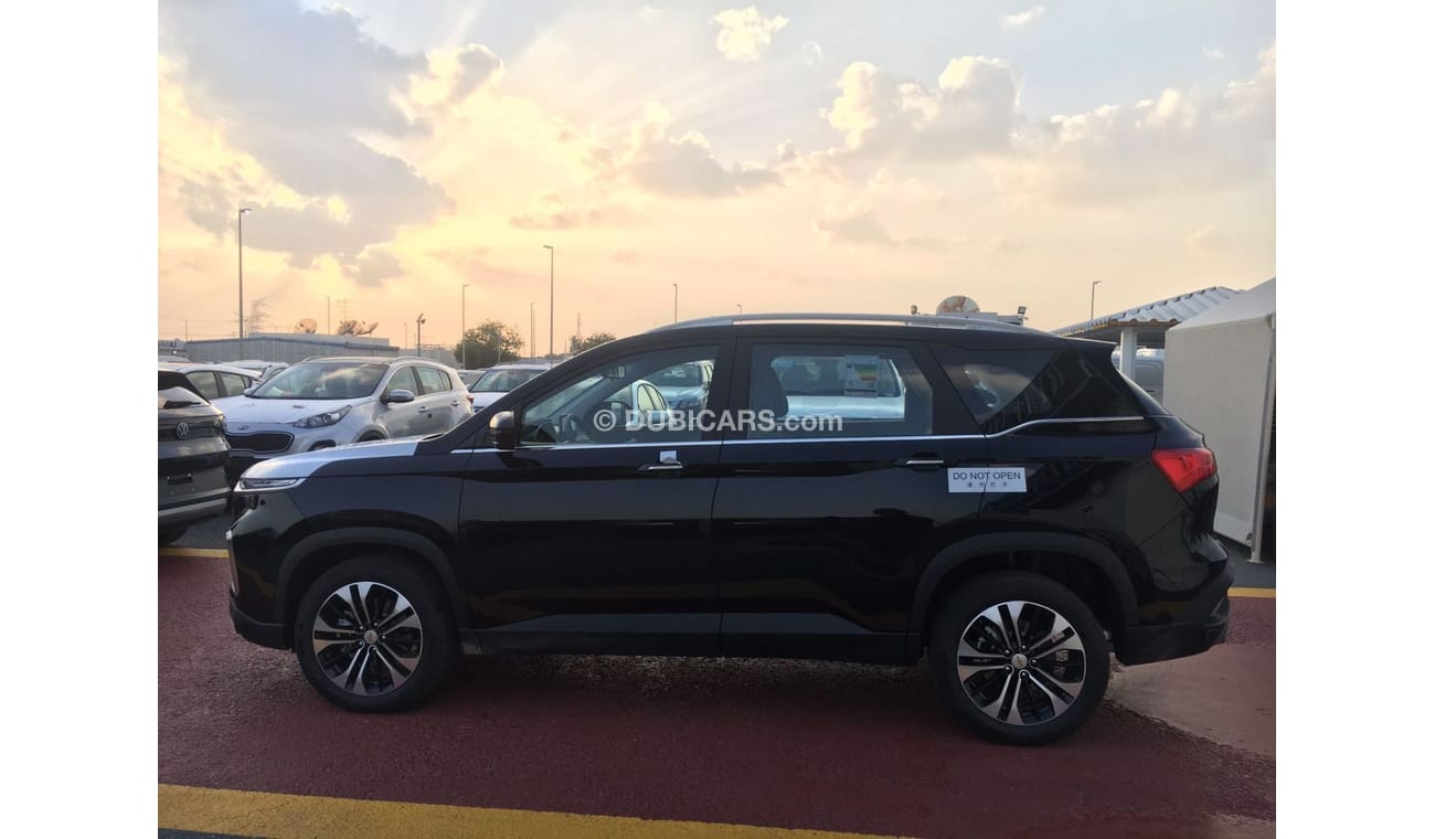 New Chevrolet Captiva 1.5L Petrol, L4 SUV, FWD, 5 Doors, Sunroof ...