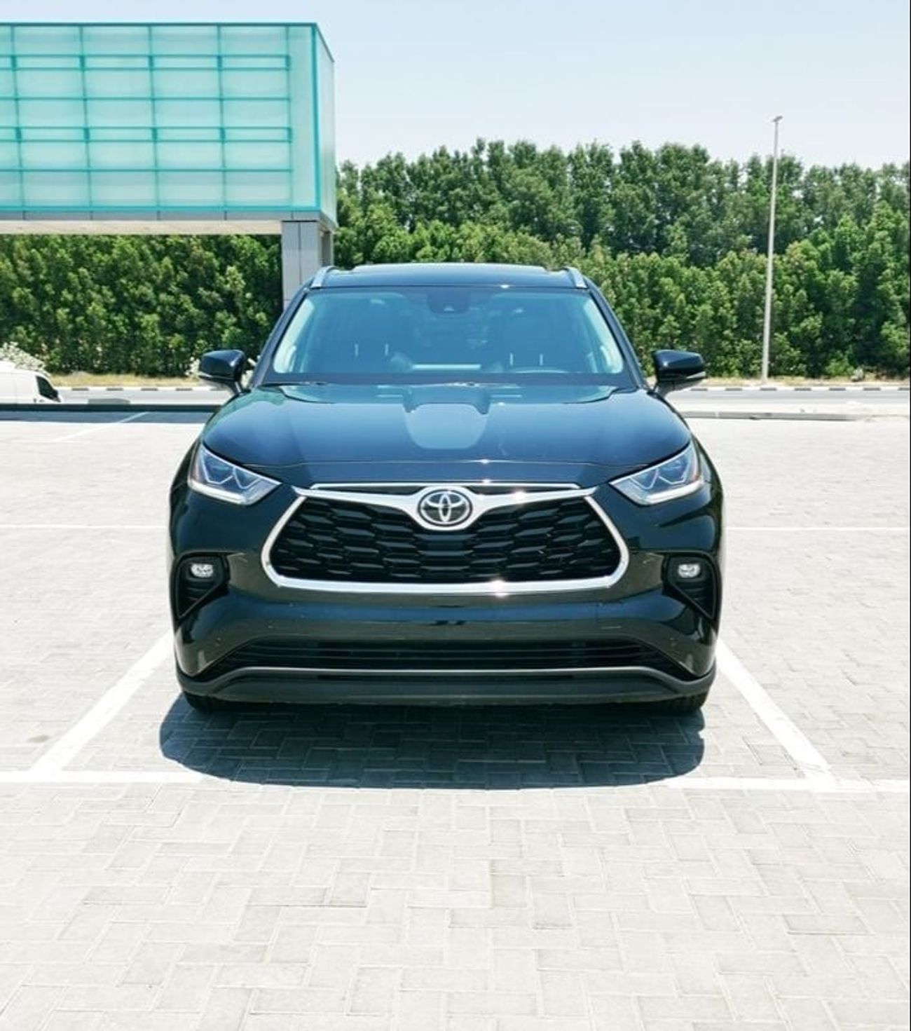 Used Toyota Highlander Limited - 2021 - Black 2021 for sale in Sharjah ...