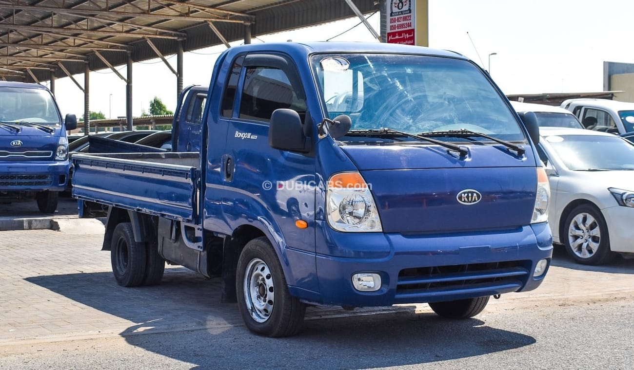 Used Kia Bongo III 2009 for sale in Dubai - 666356