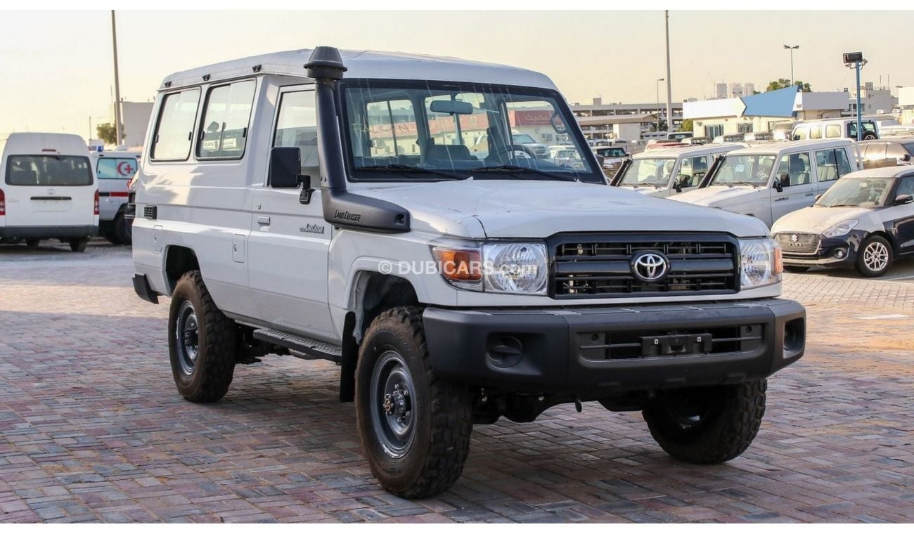New Toyota Land Cruiser 70 TOYOTA HARDTOP LC78 4.2L V6 13 SEATS MODEL ...
