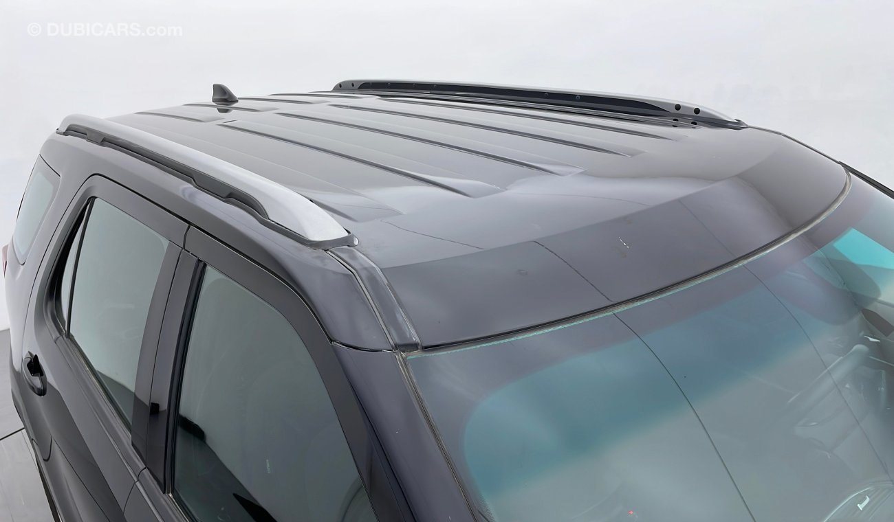 Used Ford Explorer 3.5 2017 for sale in Dubai - 521500