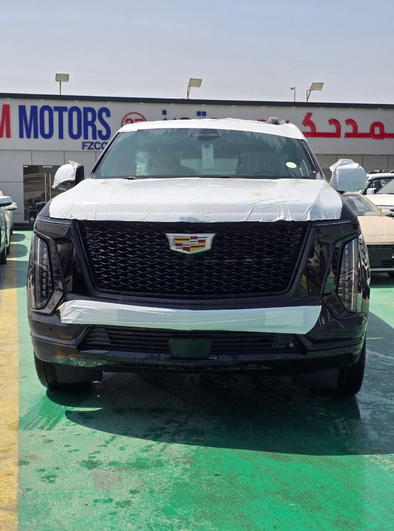 New Cadillac Escalade Premium Luxury 6.2L AWD 2025 for sale in Dubai - 902711