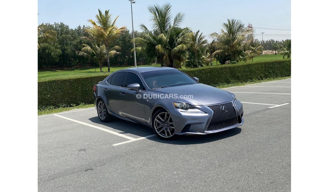 Used Lexus IS250 Platinum 2015 for sale in Dubai - 631650
