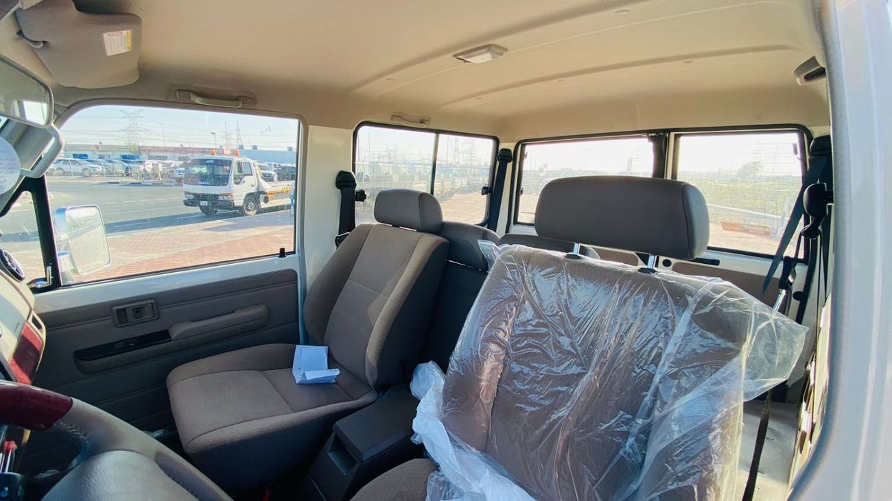 New Toyota Land cruiser -LC 71 -Manual-Petrol 2023 for sale in Dubai ...