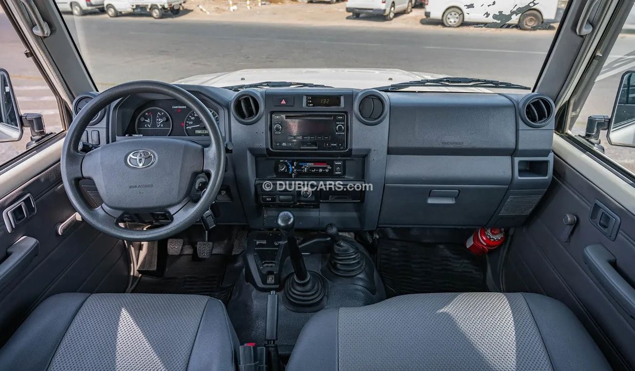 Used Toyota Land Cruiser 70 LC76 4.2D MT MY2019 - WHITE (VC: LC764.2D_3) 2019 for sale in Dubai ...