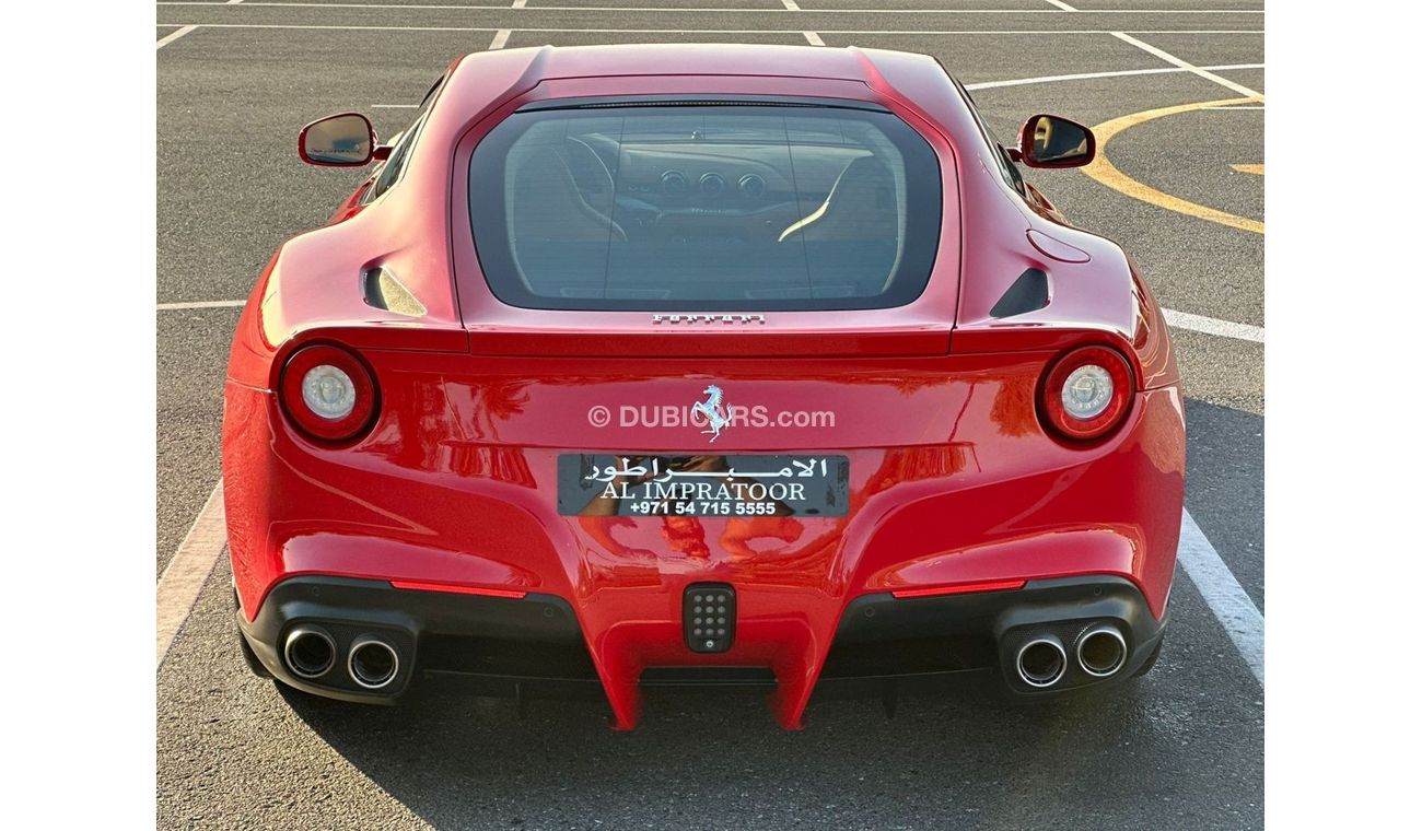 Used Ferrari F12 2017 for sale in Dubai - 613443