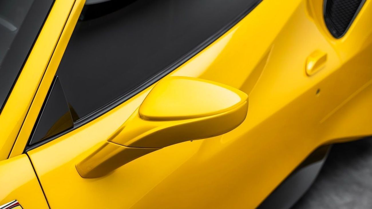 Used Ferrari 488 Pista - 2020 - GCC 2020 for sale in Dubai - 864481