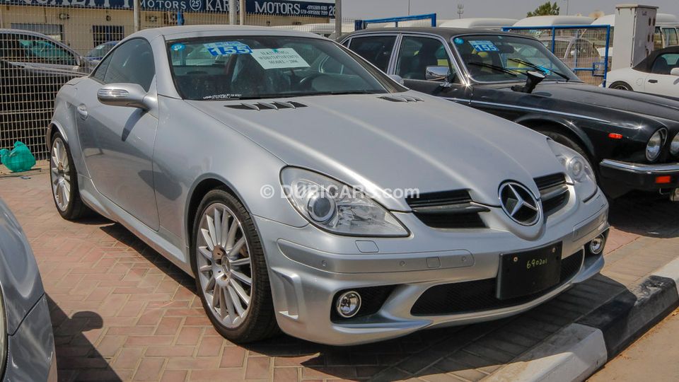 مستعملة مرسيدس بنز SLK 55 AMG 2006 للبيع في دبي - 30470