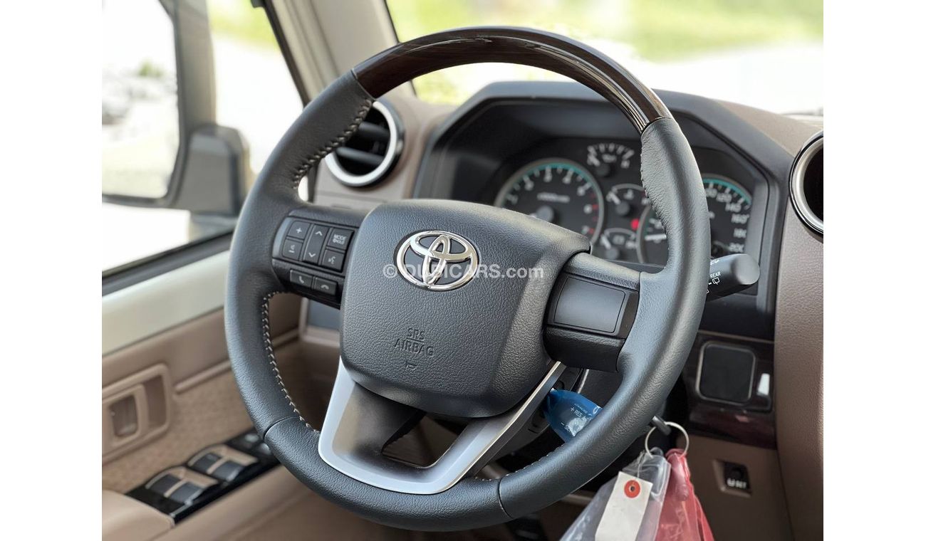 New Toyota Land Cruiser Hard Top LC76 4.0L PTR M/T // 2024 // HIGH ...