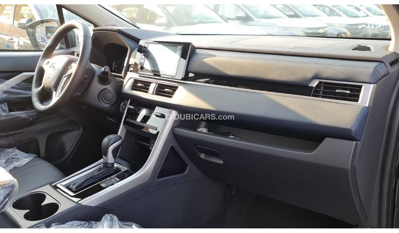 New Mitsubishi Xpander XPANDER Cross 2025 Full option 2WD 7 seats SUV 4 ...