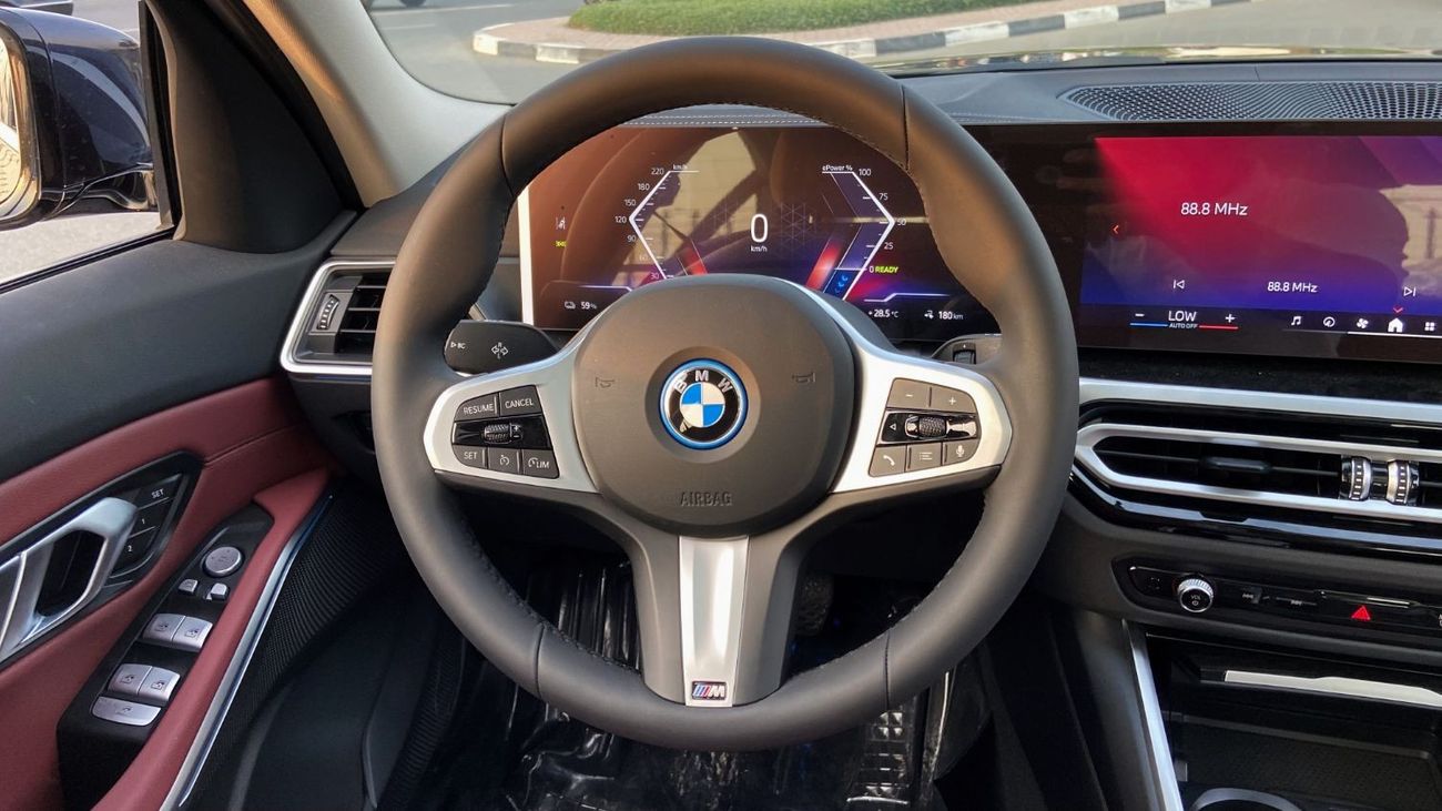 جديدة بي أم دبليو i3 2024 | BMW I3 | E-DRIVE | 35L 2024 للبيع في دبي ...