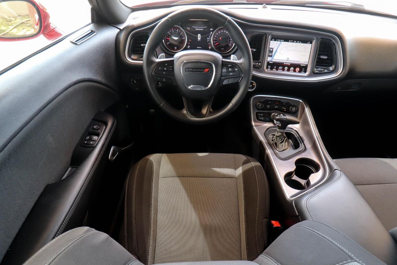 Used Dodge Challenger LA 2016 for sale in Dubai - 648739