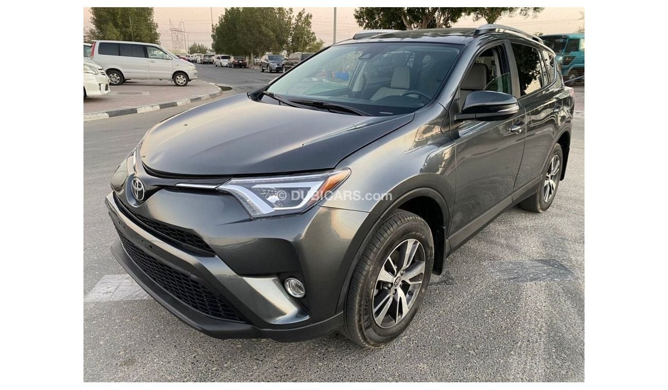 Used 2018 TOYOTA RAV4 XLE / AWD / FULL OPTION 2018 for sale in Dubai ...
