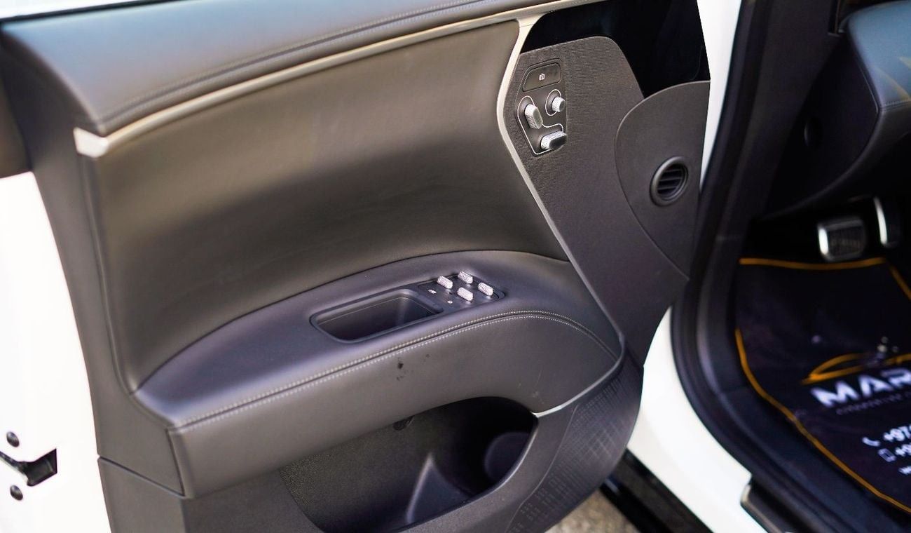 Used 2023 USED AVATR 11 AWD / 90 kWH / WLTC (580 KM) / LAW MILEAGE (11,500 KM) / WARRANTY 2023 ...