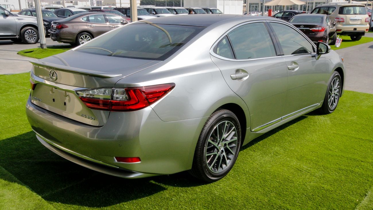 New Lexus ES350 2016 for sale in Dubai - 47411