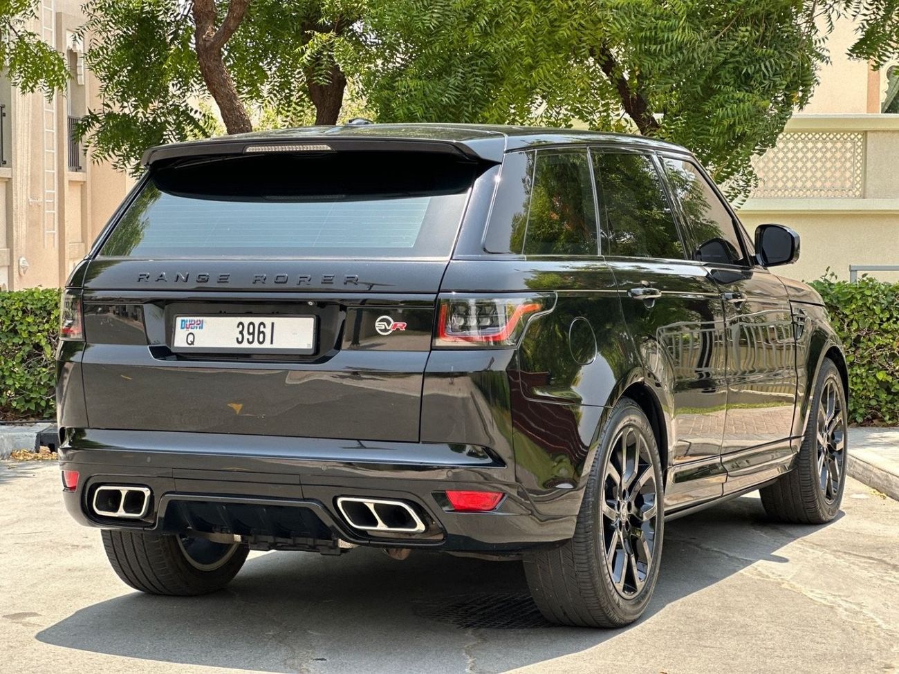 Used Land Rover Range Rover Sport Supercharged Gcc, V8, 2020 SVR Body ...