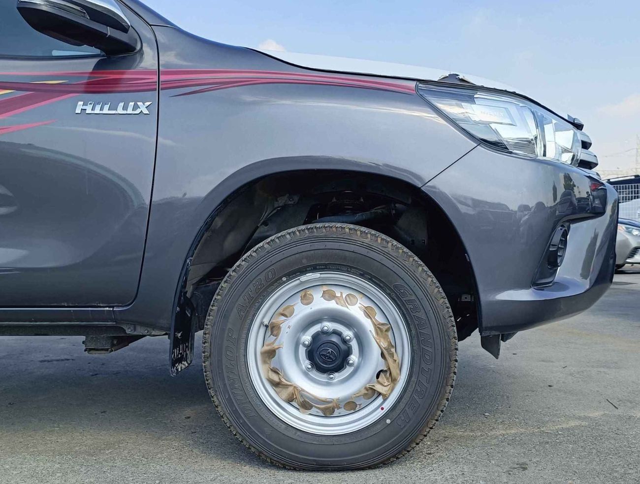 New Toyota Hilux 2.4L 4CY DIESEL / NARROW BODY MANUAL WINDOWS / 4WD ...