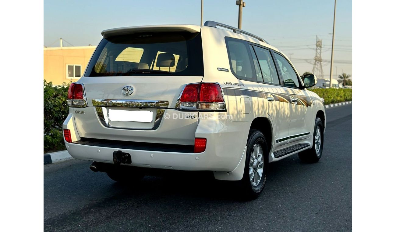 Used Toyota Land Cruiser GCC original paint 2011 for sale in Dubai - 627025