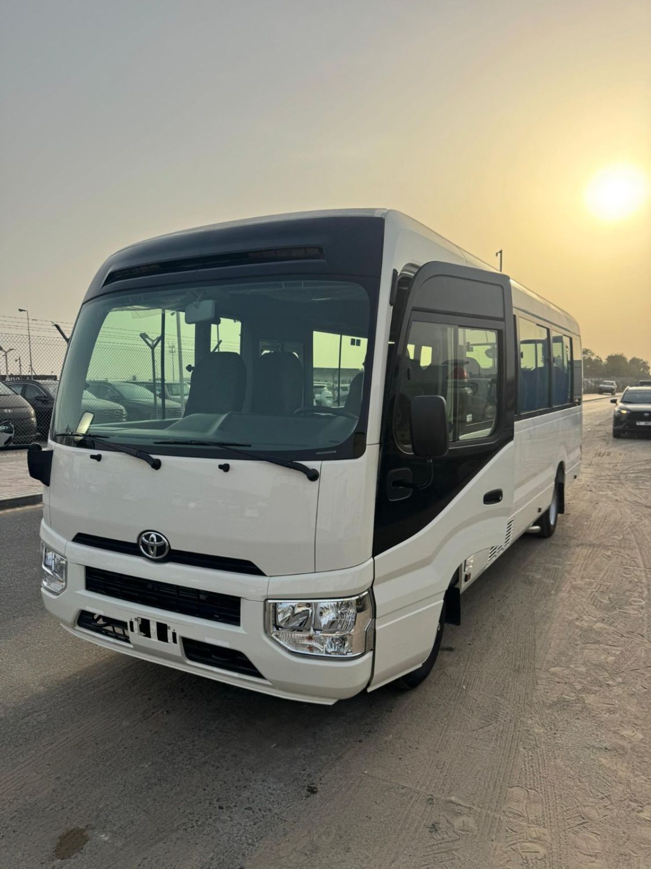 New Toyota Coaster 4.0L DIESEL 23 SEATS 2025 for sale in Dubai - 895936