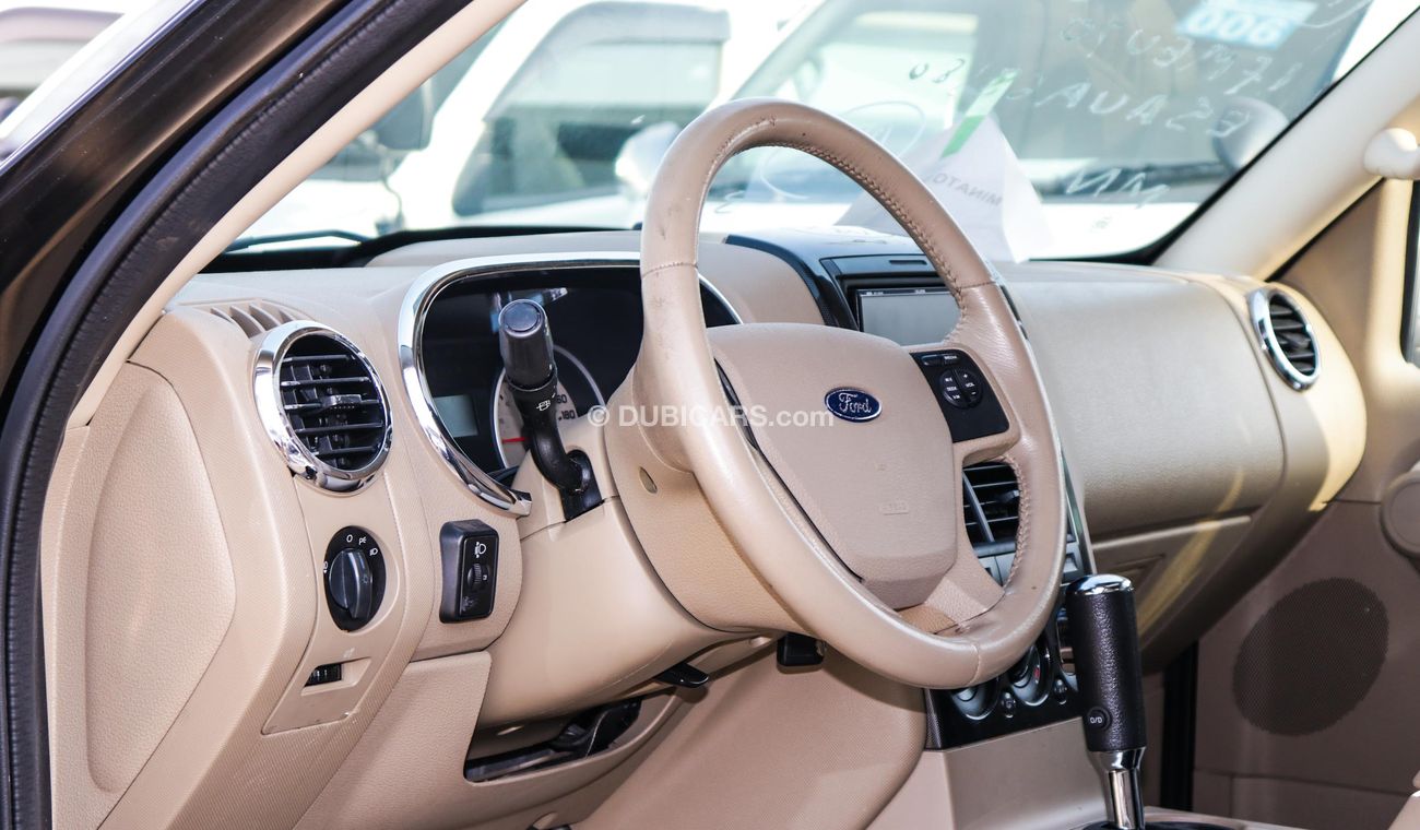 Used Ford Explorer XLT AdvanceTrac RSC 2010 for sale in Dubai - 347915