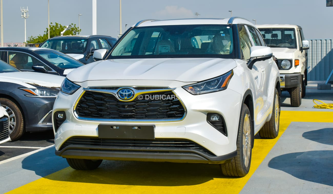 New Toyota Highlander Limited Hybrid 2023 for sale in Dubai - 687281