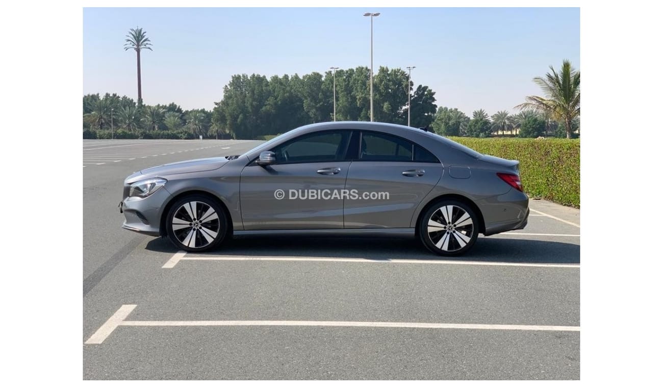 Used Mercedes-Benz CLA 200 2018 for sale in Dubai - 599084