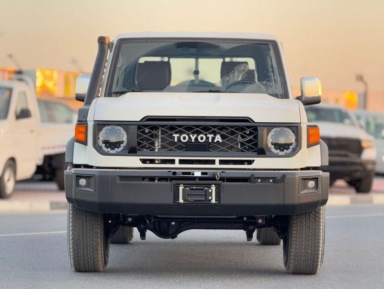 New Toyota Land Cruiser Pick Up LC79 DOUBLE CABIN LX-Z A/T 4.0 2025 for sale in Dubai - 823373