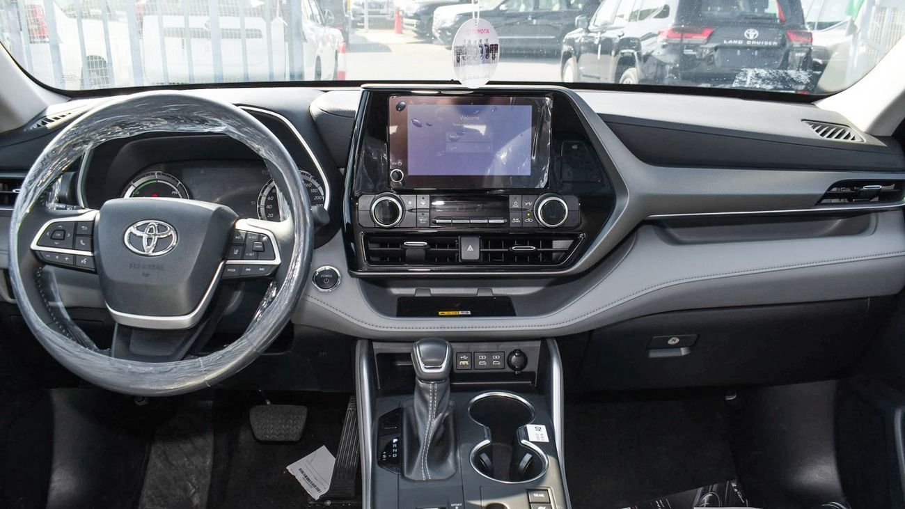 New Toyota Highlander Hybrid GLE 2023 for sale in Dubai - 701114