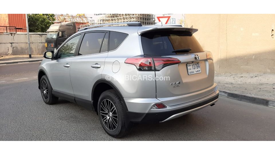 Used Toyota RAV4 PETROL 2.0 L RIGHT HAND DRIVE 2018 for sale in Dubai ...