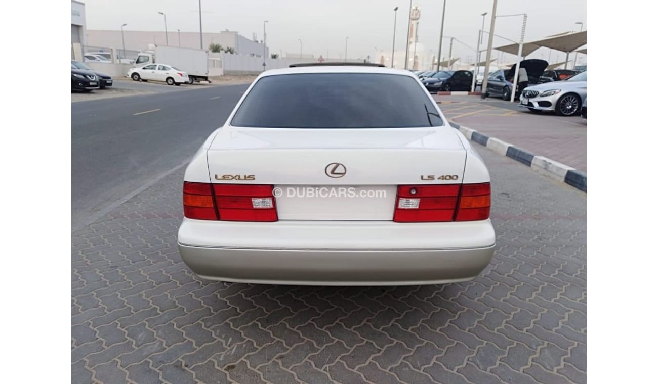 Used Lexus LS 400 1999 for sale in Sharjah - 223900