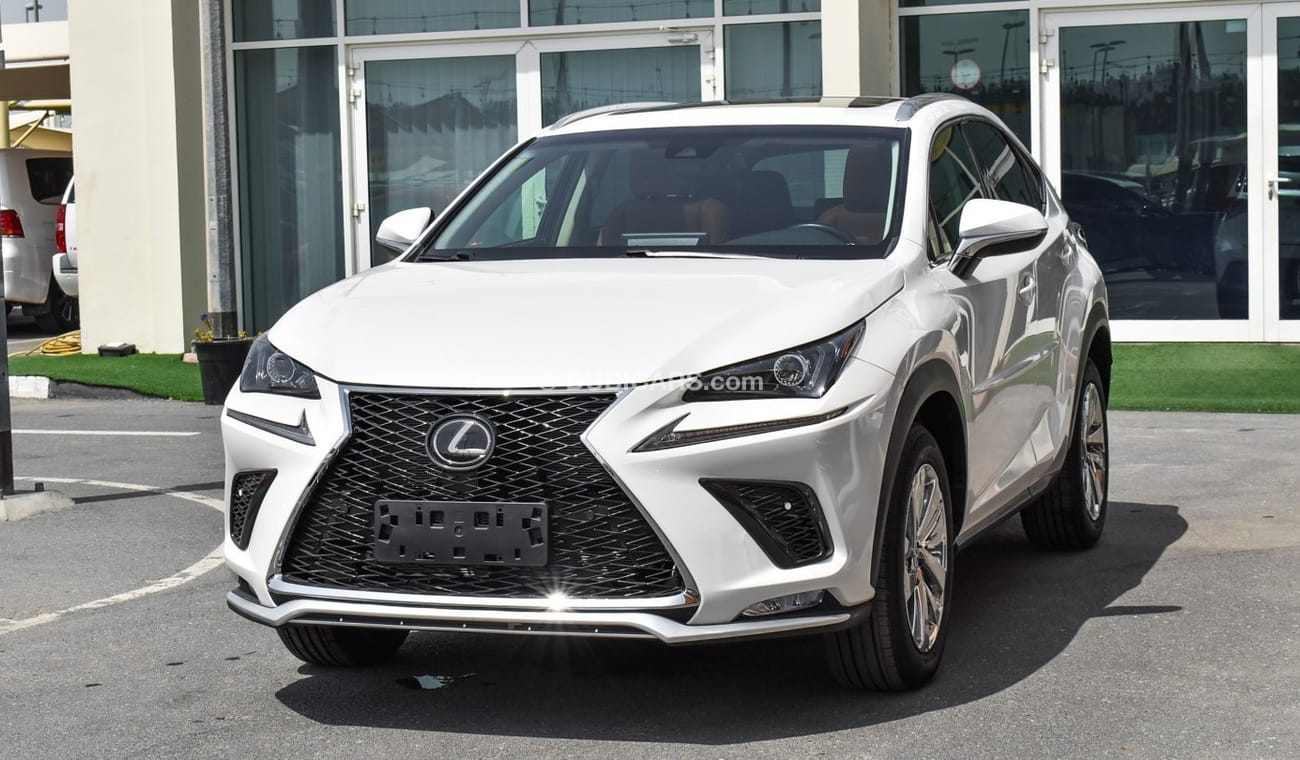 Used Lexus NX300 2019 for sale in Dubai - 725634