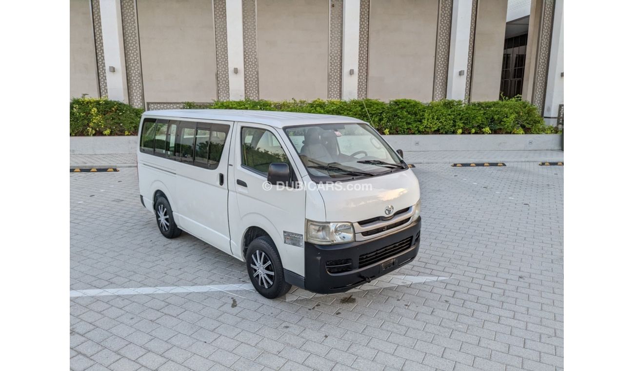 مستعملة تويوتا هاياس 2010 للبيع في دبي - 689860