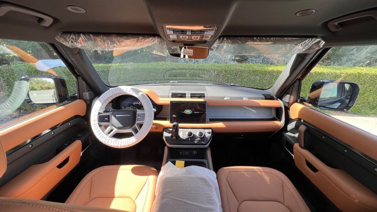 New Land Rover Defender SE 2023 for sale in Dubai - 588249