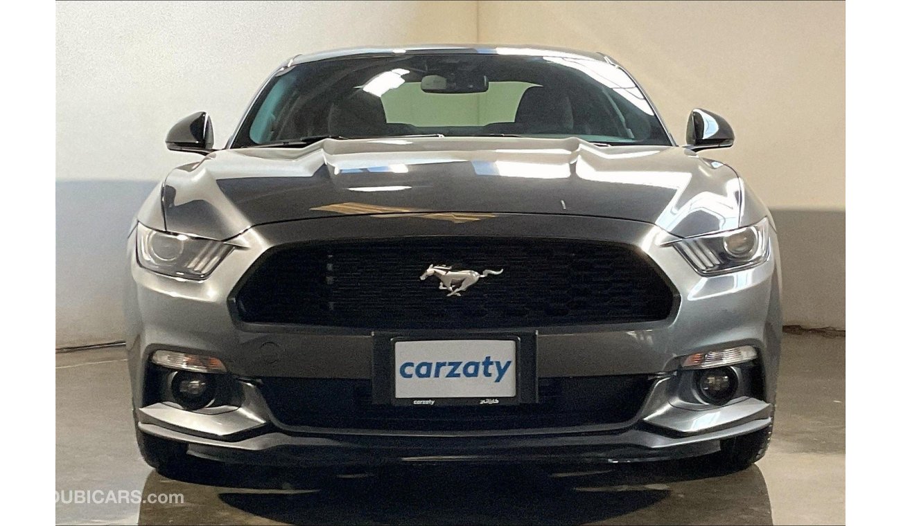 Used Ford Mustang Standard 2016 for sale in Dubai - 548989