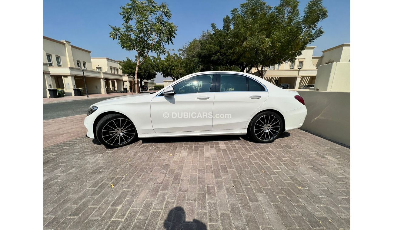 Used Mercedes-Benz C200 2016 for sale in Sharjah - 601153