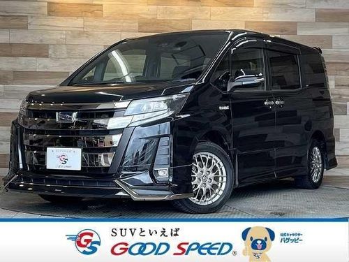Toyota Noah Price in UAE, Images, Specs & Features