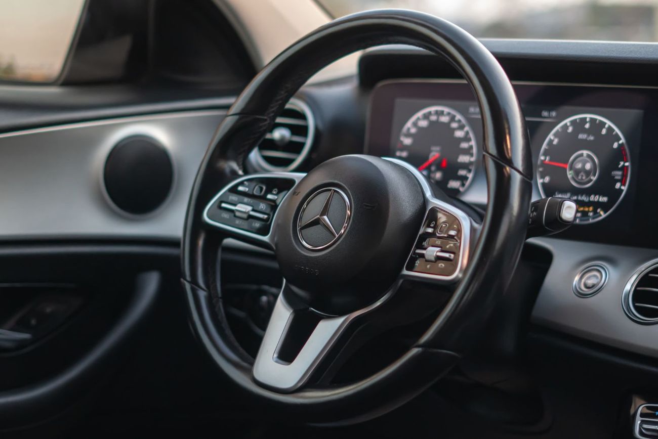 Used Mercedes-Benz E300 GCC CAR MODEL 2020 2020 for sale in Dubai - 846106