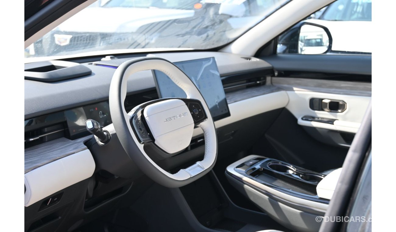 New Jetour Dashing 1.6L Turbo, FWD, Panaromic Roof, HUD, Color Black ...