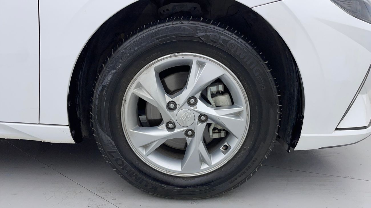 Used Hyundai Elantra GL 1.6 | Zero Down Payment | Free Home Test Drive ...