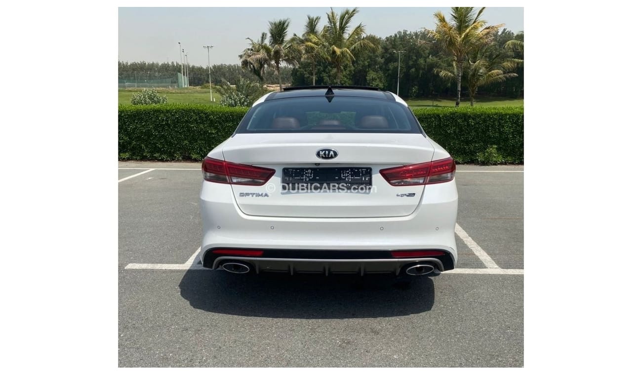 Used Kia Optima 2016 for sale in Dubai - 629724