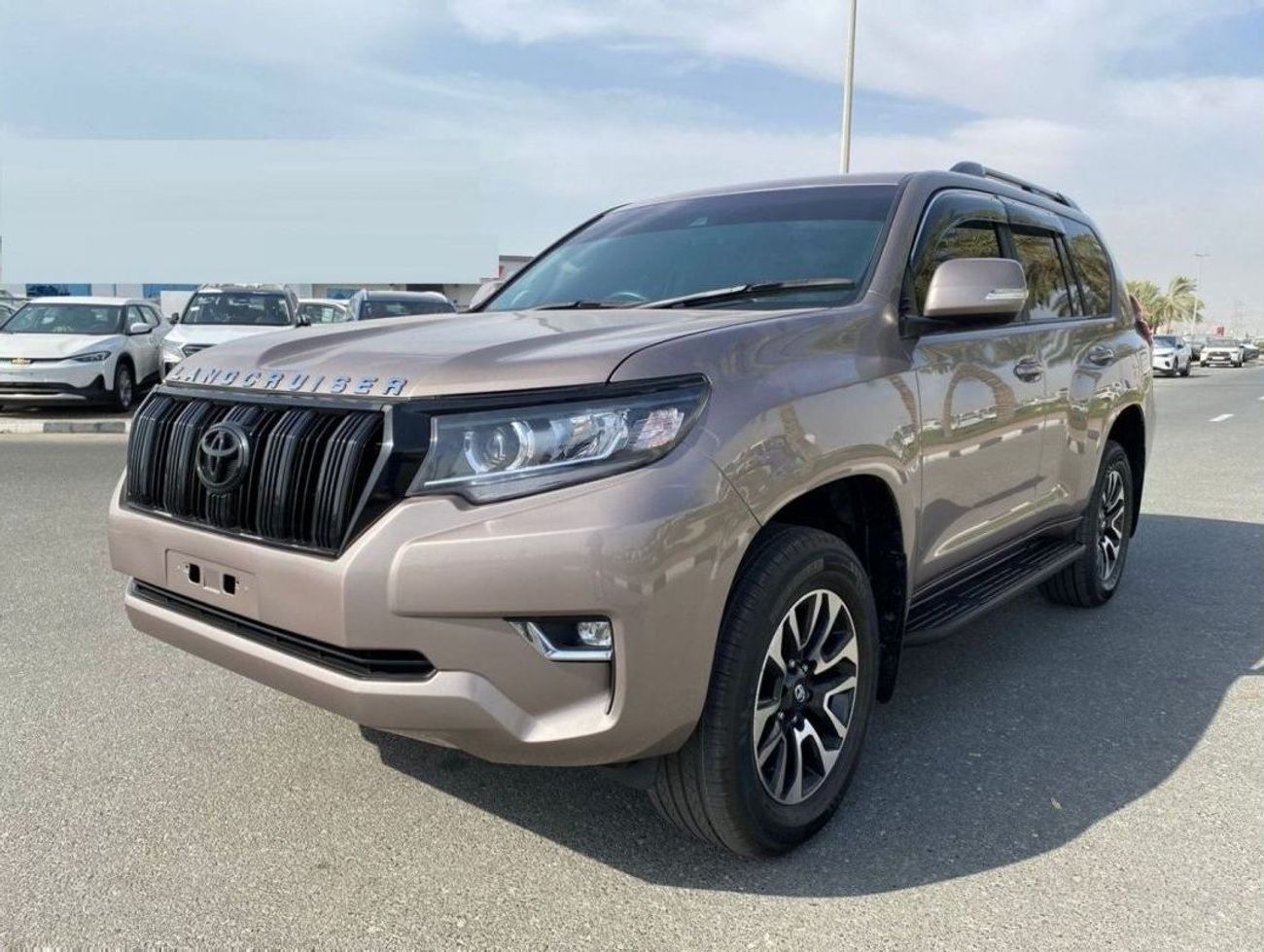 Used Toyota Prado 2021 for sale in Dubai - 613292