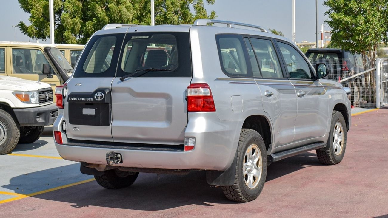Used Toyota Land Cruiser GX 4.0 M/T 2021 for sale in Dubai - 789023