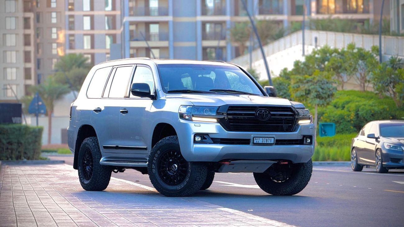 Used Toyota Land Cruiser GXR 4.0L (271 HP) 4WD 2016 for sale in Dubai ...