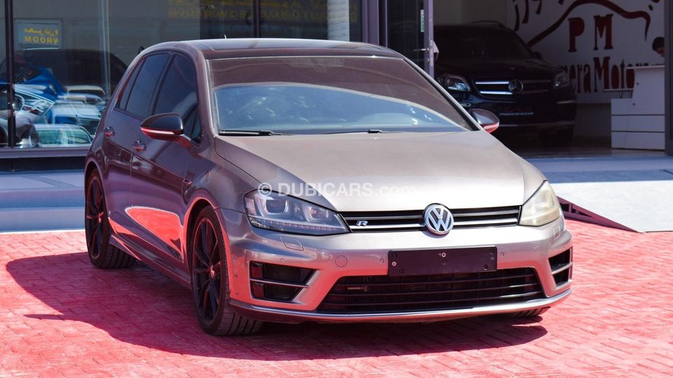 Used Volkswagen Golf R 4 Motion 2016 for sale in Abu Dhabi - 514195